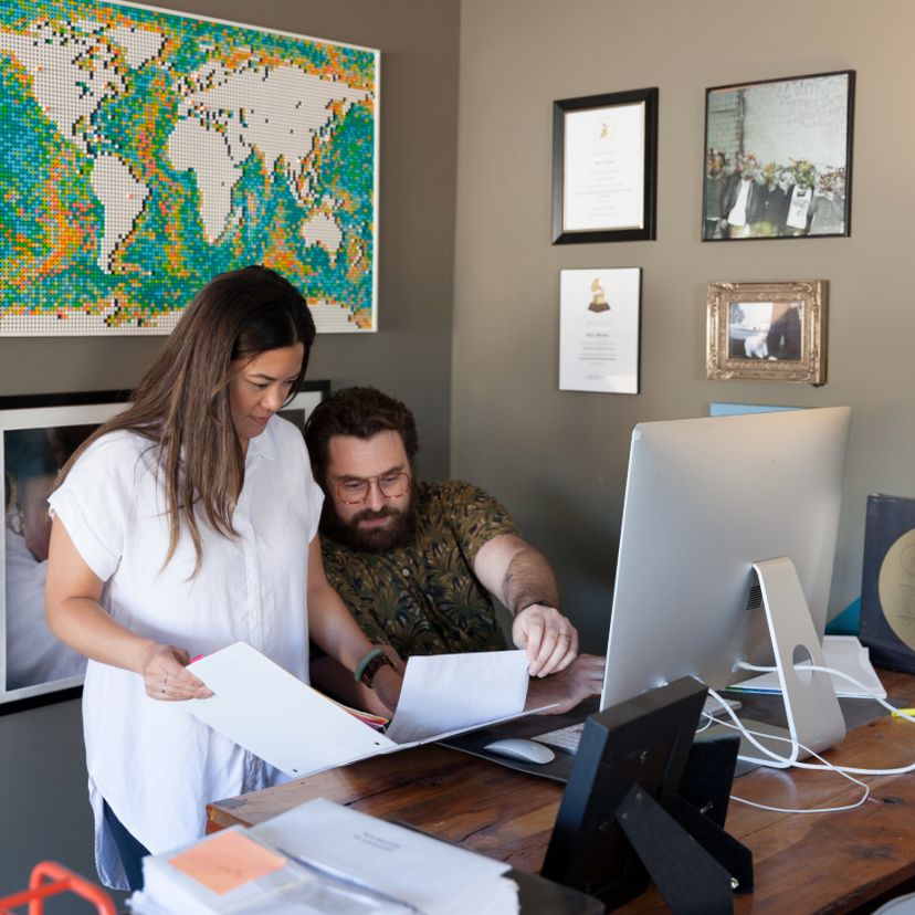 How to Start a Podcast in 10 Easy Steps - Dropbox